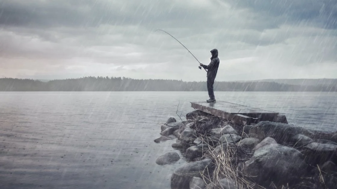 5 Tips For Fishing In The Rain – TUTORING YOU